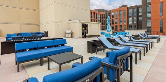 The Loree Grand at Union Place | Apartments in Washington, DC