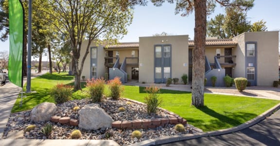 Apartments in East Mesa | Aztec Springs Apartments