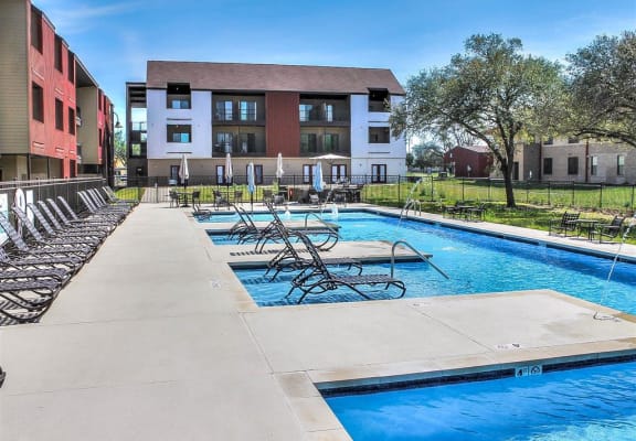 Brooks City Base Apartments | Aviator at Brooks