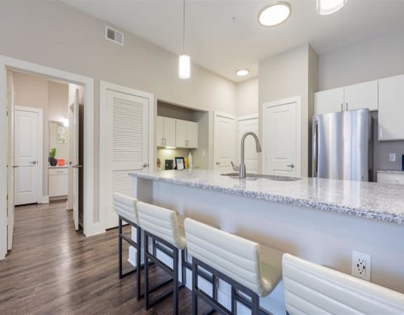 Highline Urban Lofts | Apartments in Cypress, TX