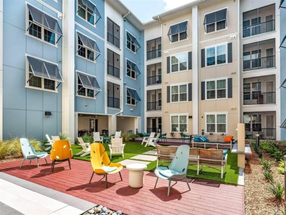 Alvista West Vue | Apartments in Orlando, FL