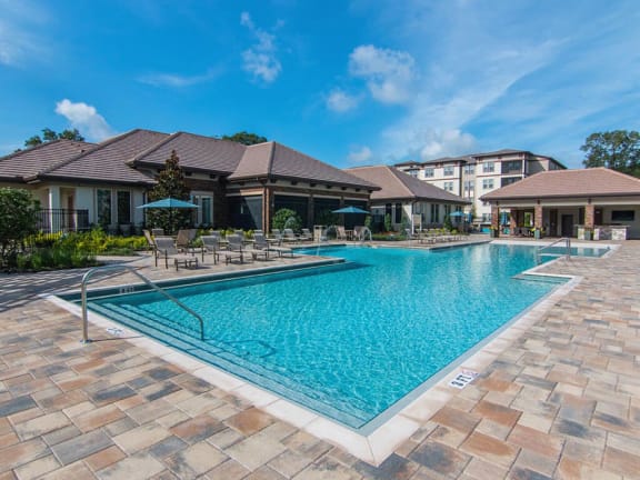 Luxury Apartments in Ocoee, FL | The Oasis at Lake Bennet