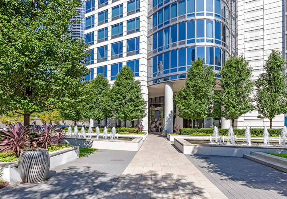 The Hubbard Place | Apartments in River North | Chicago IL