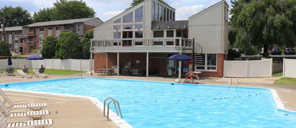 Spring Ridge Apartments | Apartments in Whitehall, PA