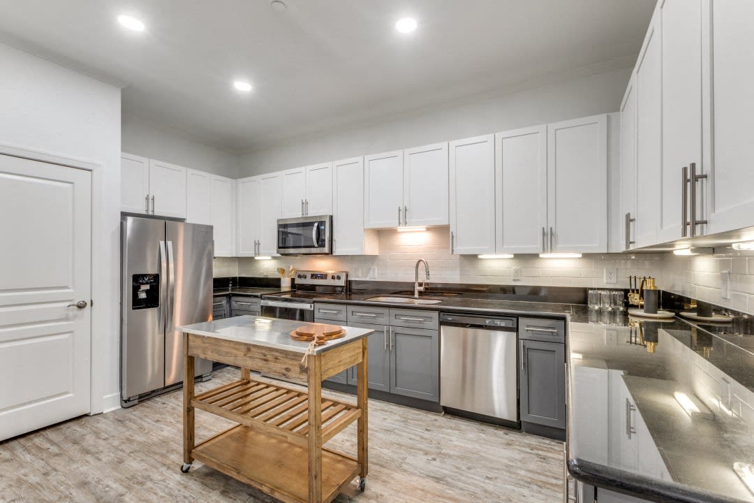The Terraces at Perkins Rowe | Apartments in Baton Rouge, LA | RENTCafe