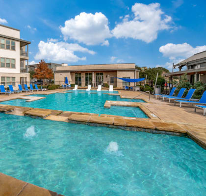Brooks City Base Apartments | The Landings at Brooks City-Base