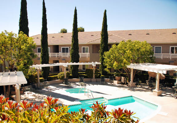 Inn at Woodbridge | Apartments in Irvine, CA