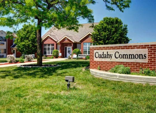 Photos and Video of Cudahy Commons in Cudahy, WI