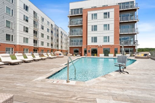 New Apartments in Richmond, VA |The Waterford at Rocketts
