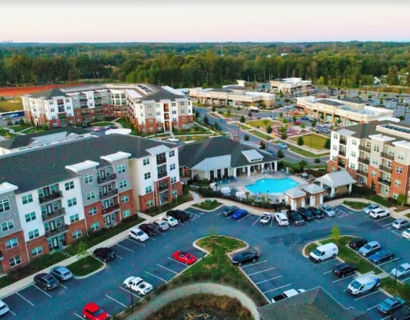 Pointe at Prosperity Village Charlotte, NC | Charlotte Apartments for Rent