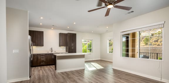 Lakeview 88 | Apartments in Spring Valley, CA