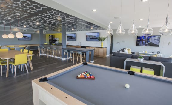 Golden Valley Apartments | Hello Apartments