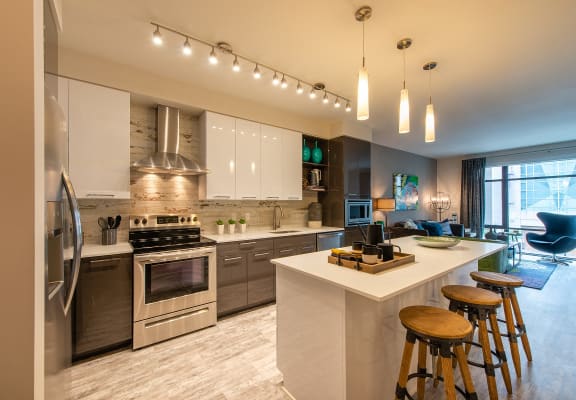 Downtown Arlington Apartments | 672 Flats