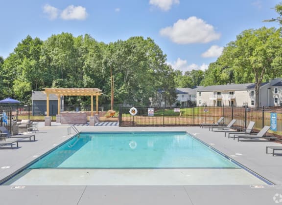 Cozy apartments | Charlotte, NC | Nova Ridge Apartments