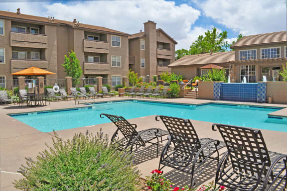 River Walk at Puerta De Corrales Apartments in Albuquerque | Amenities