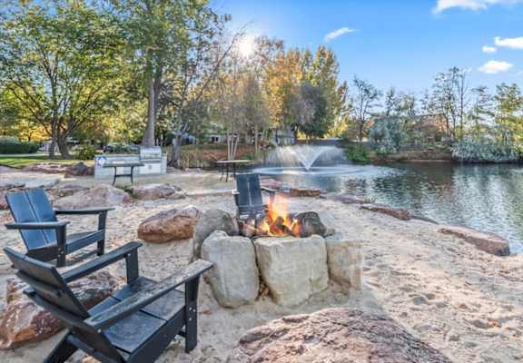 Lake Harbor Apartments in Boise | Edgewater Apartments-NEW | Apartments ...