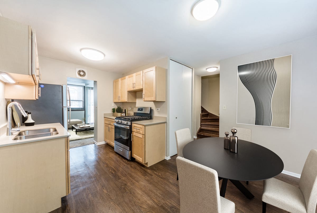 South Commons Apartments for Rent | Eden Commons