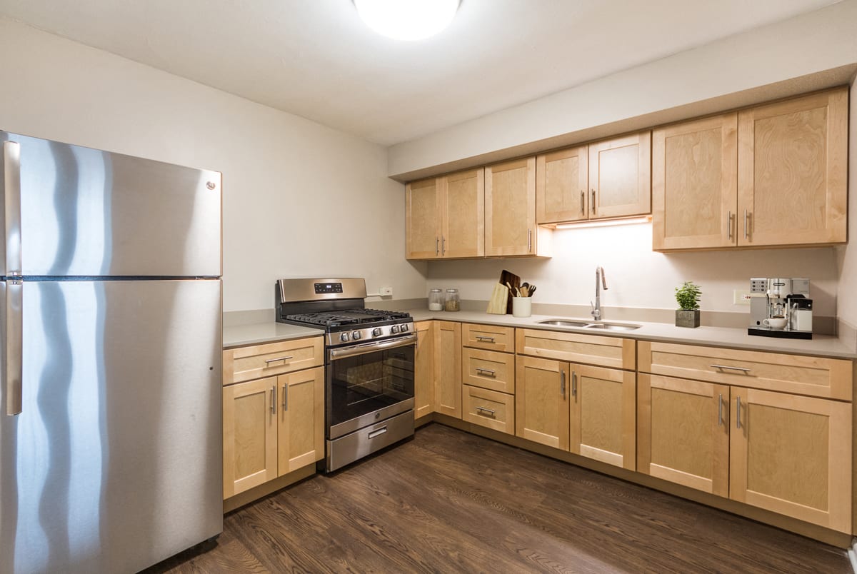South Commons Apartments for Rent | Eden Commons