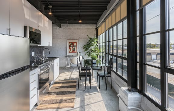 Steelcote Square | Apartments in St. Louis, MO