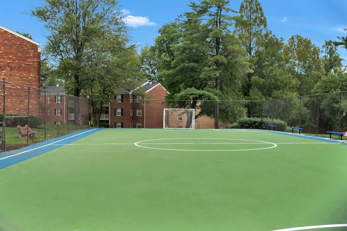 Springfield Square | Apartment and Community Amenities