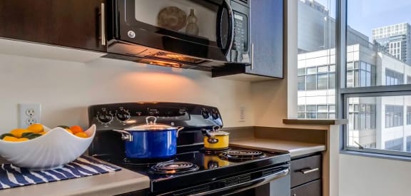 Aspira | Apartments in Seattle, WA