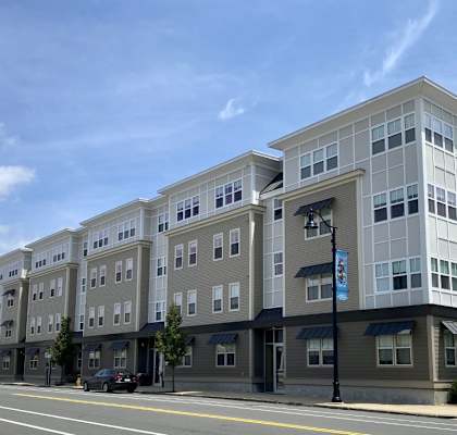 Burnham Apartment Homes | Apartments in Beverly, MA