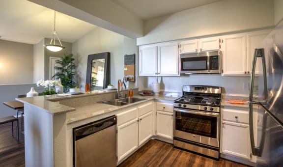 Silverado Ranch Apartments | Milan Apartment Townhomes