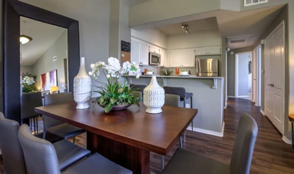 Silverado Ranch Apartments | Milan Apartment Townhomes