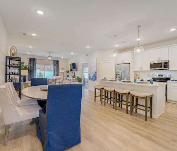 The Villas at Brookview | Apartments in Brook Park, OH