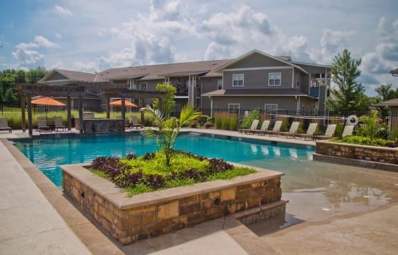 Apartments in Raymore, MO | The Manor Homes of Eagle Glen