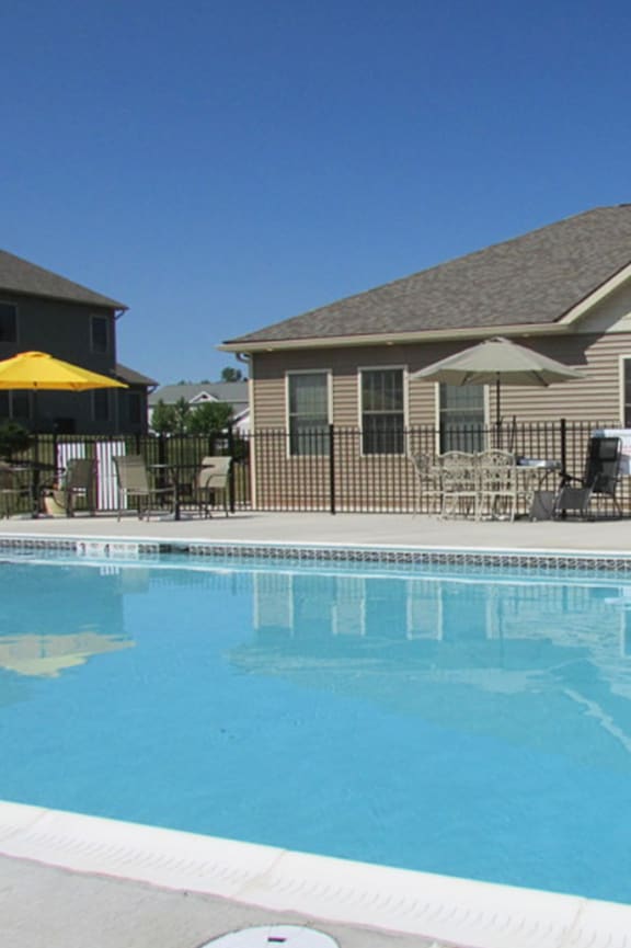 Autumn Woods | Apartments in Brockport, NY