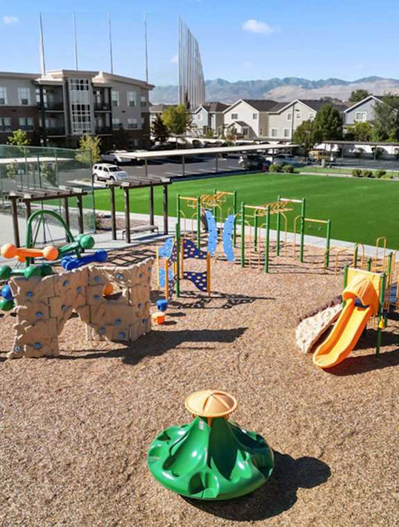 Canyon Crossing at Riverwalk | Apartments in Midvale, UT