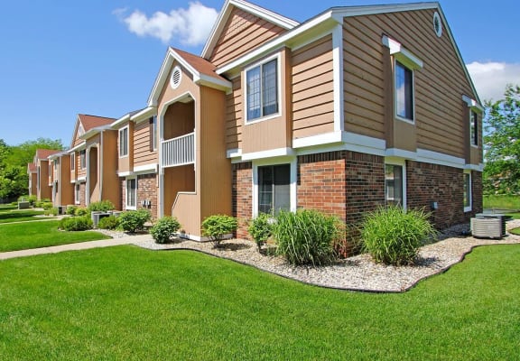 Apartments in Standale, MI | Hampton Lakes Apartments