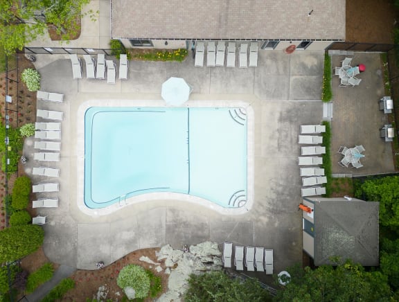 Stone Run East Apartments in Weymouth, MA. Heating and Water Included!