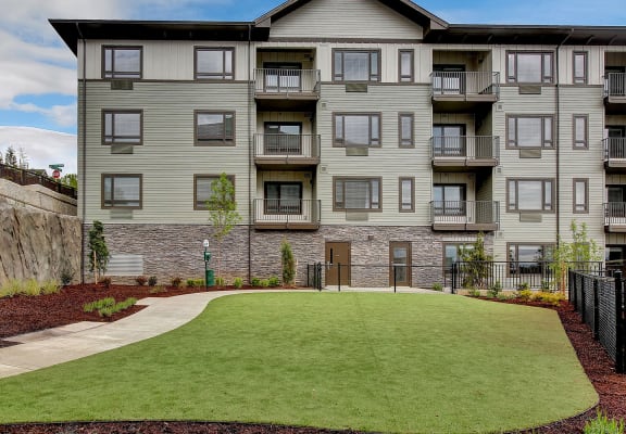 Misty Ridge | Apartments in Happy Valley, OR