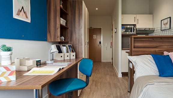 reading student accom