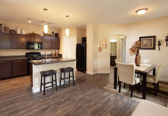 Twin Creeks at Alamo Ranch | Apartments in San Antonio, TX