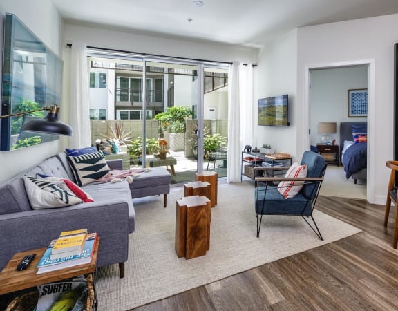 The Marc | Apartments in Santa Barbara, CA