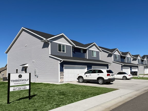 Timberwolf Townhomes | Apartments in Mankato, MN