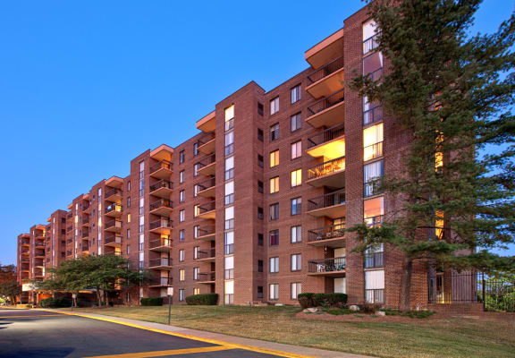 Luxury Apartments in Annandale VA | Ravensworth