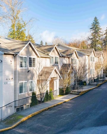 Seattle Apartments | Springbrook Reserve