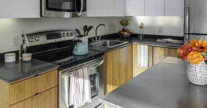 The Emery | Apartments in Portland, OR