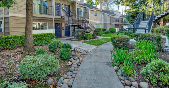 Citrus Heights Apartments | Hidden Oaks Apartments