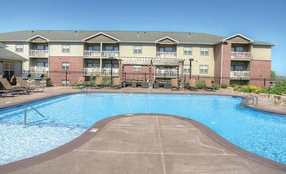 Summit Falls | Apartments in Lincoln, NE