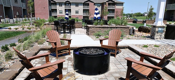 Summit Falls | Apartments in Lincoln, NE