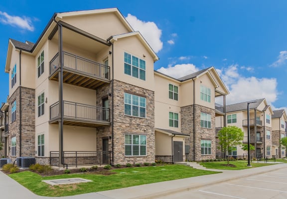 Matlock Flats | Apartments in Arlington, TX