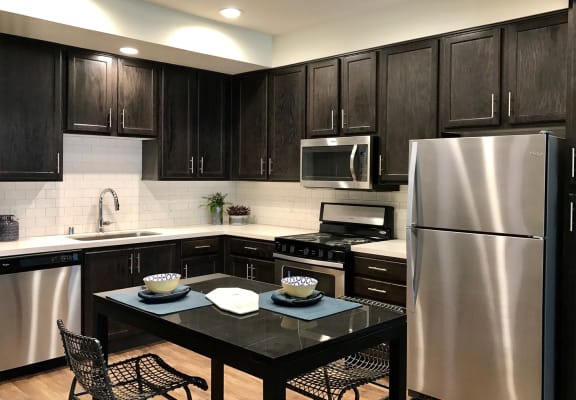 Luxury El Cerrito Apartments | Metro 510 Apartments | Home