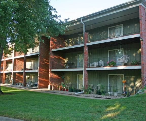 Alpine Village Apartments | Apartments in La Vista, NE
