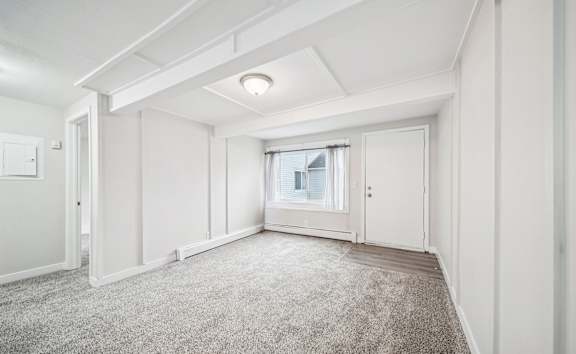 Apartments in Anchorage, Alaska | Romig Court | Home