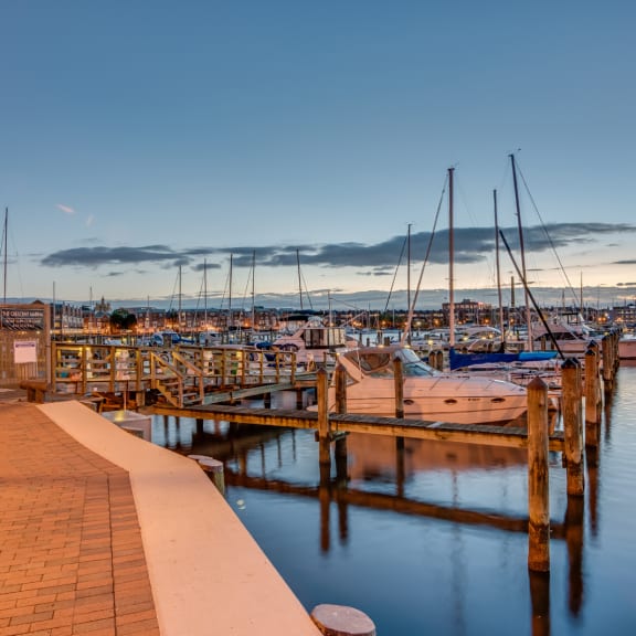 Luxury Apartments in Fells Point | The Crescent at Fells Point